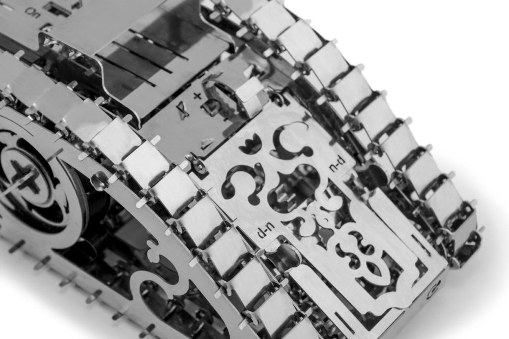 Marvel Tank - Kit de construction mécanique en métal - TimeForMachine